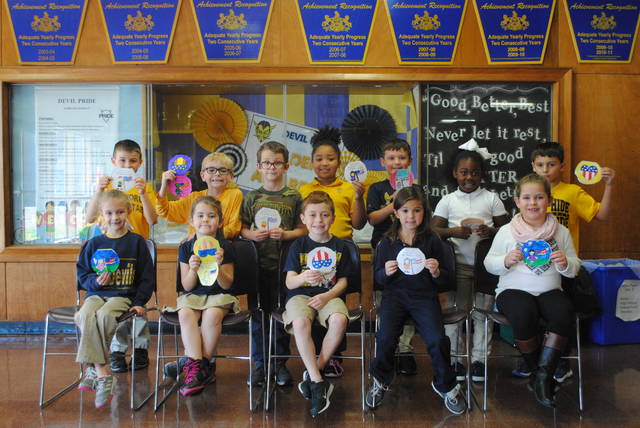 Old Forge Elementary School students make cards for veterans | The ...