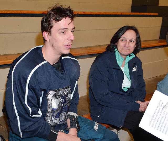 Billet program offers homes to young hockey players | The Sunday Dispatch