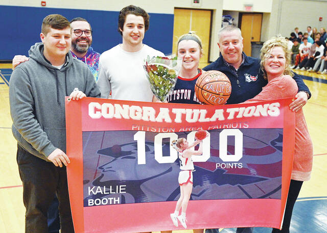 PA’s Booth reaches 1,000 points for career | The Sunday Dispatch