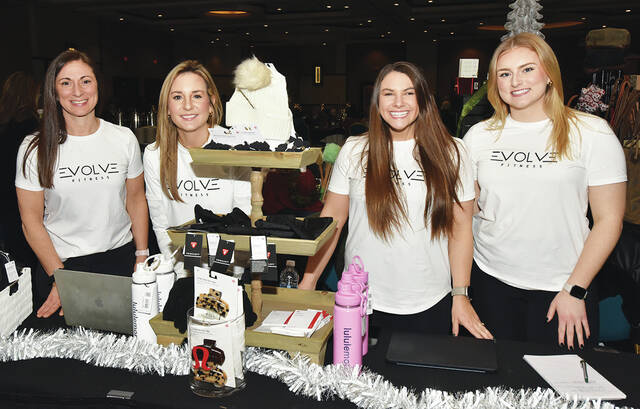 Gr. Pittston Chamber’s Women’s Club holds Christmas party and market ...