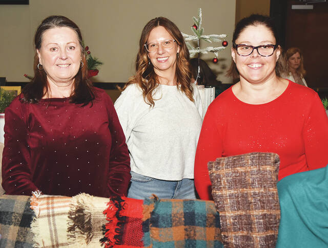 Gr. Pittston Chamber’s Women’s Club holds Christmas party and market ...
