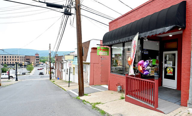 Angy’s Tropical Juice Bar holds ribbon-cutting ceremony | The Sunday ...